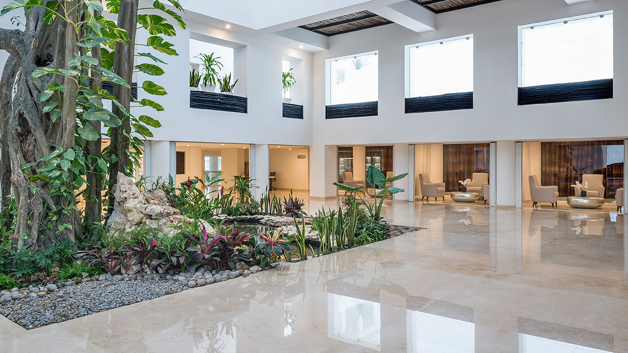 Hotel Review Palace Resorts Playacar Palace TravelAge West hotel-review-palace-resorts-playacar-palace-travelage-west