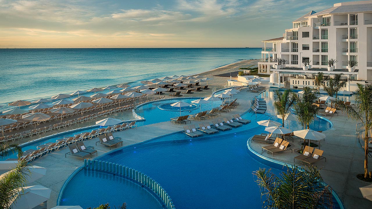 Hotel Review Palace Resorts Playacar Palace TravelAge West hotel-review-palace-resorts-playacar-palace-travelage-west