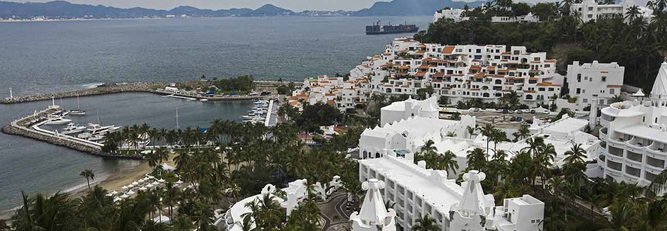 Manzanillo's All-Inclusive Resorts | TravelAge West