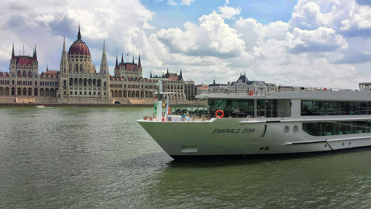 Cruise Review: Emerald Star | TravelAge West